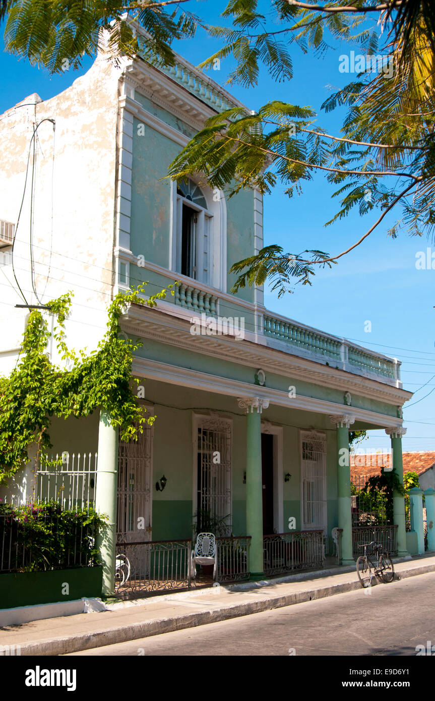Typical caribbean house architecture hi-res stock photography and ...