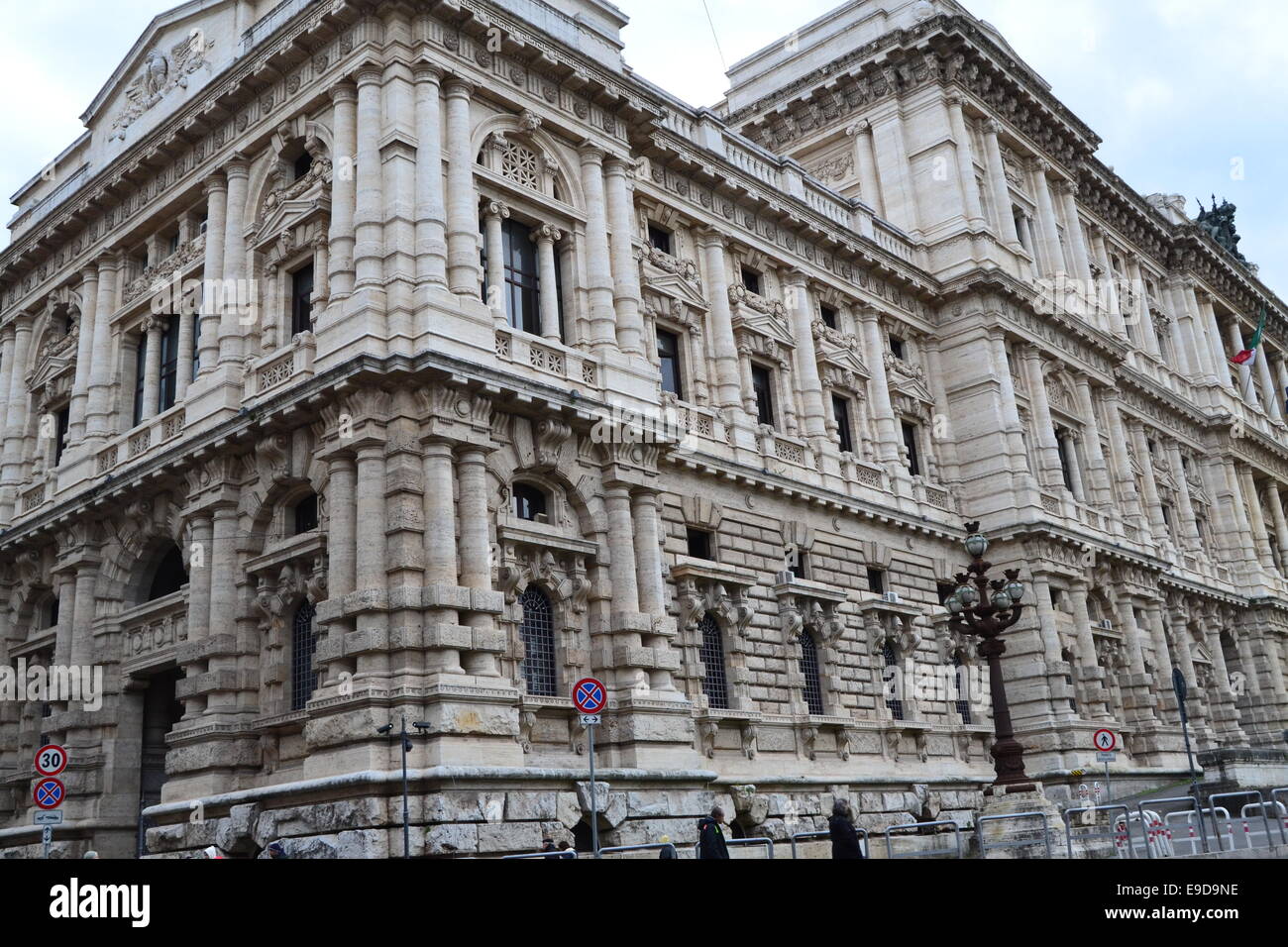 Building in Rome Stock Photo - Alamy