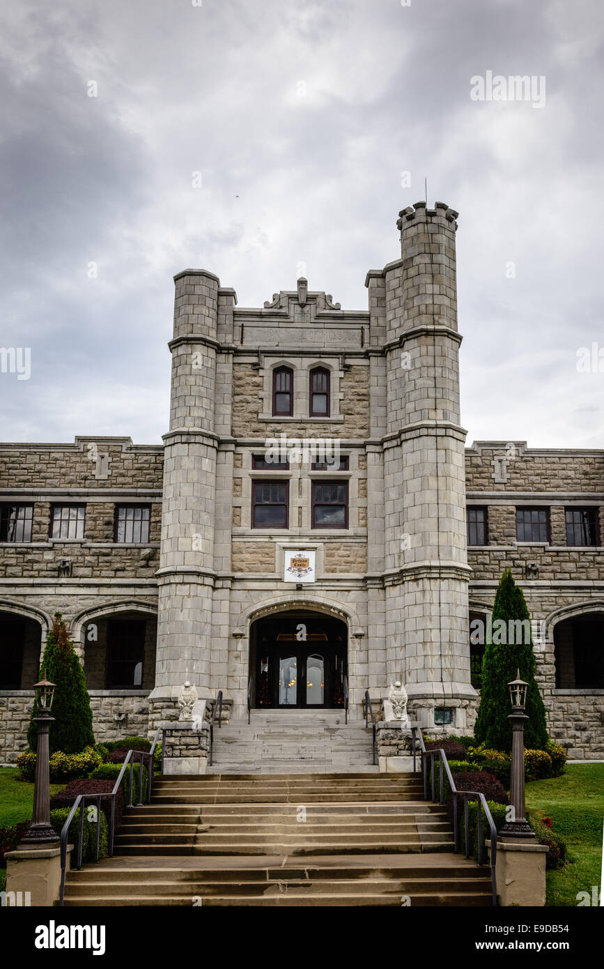 Pythian Home of Missouri (Pythian Castle), 1451 East Pythian Street ...