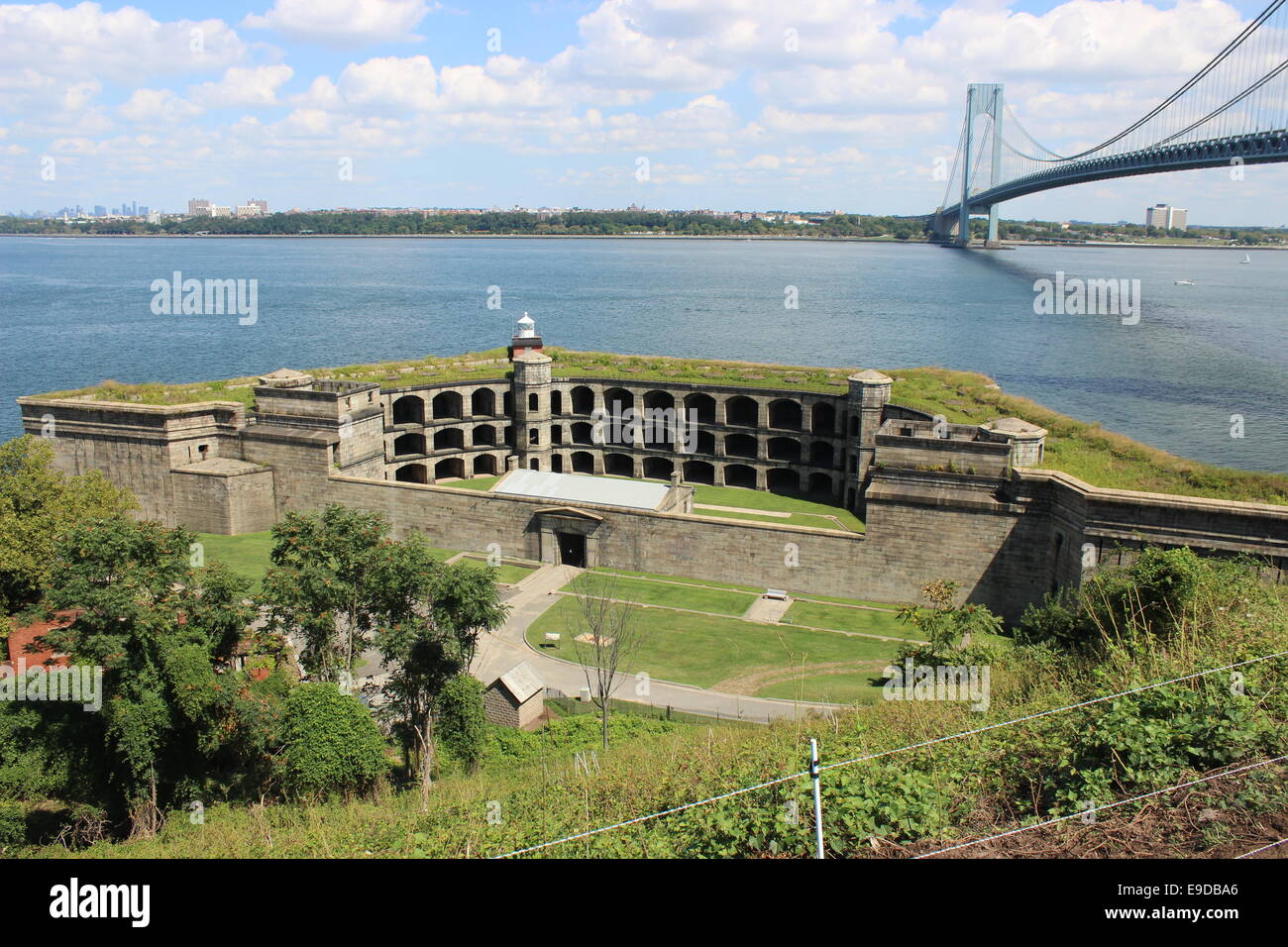 Battery Weed, Fort Wadsworth, Staten island, New York Stock Photo - Alamy