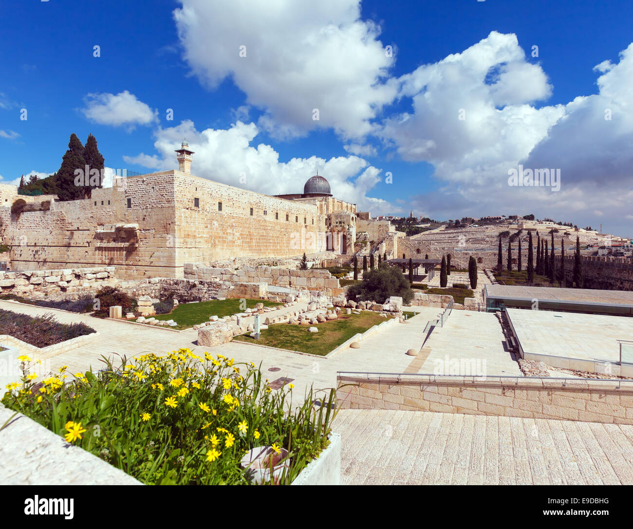 Al-Aqsa Mosque on Temple Mount of Old City, Jerusalem Stock Photo - Alamy