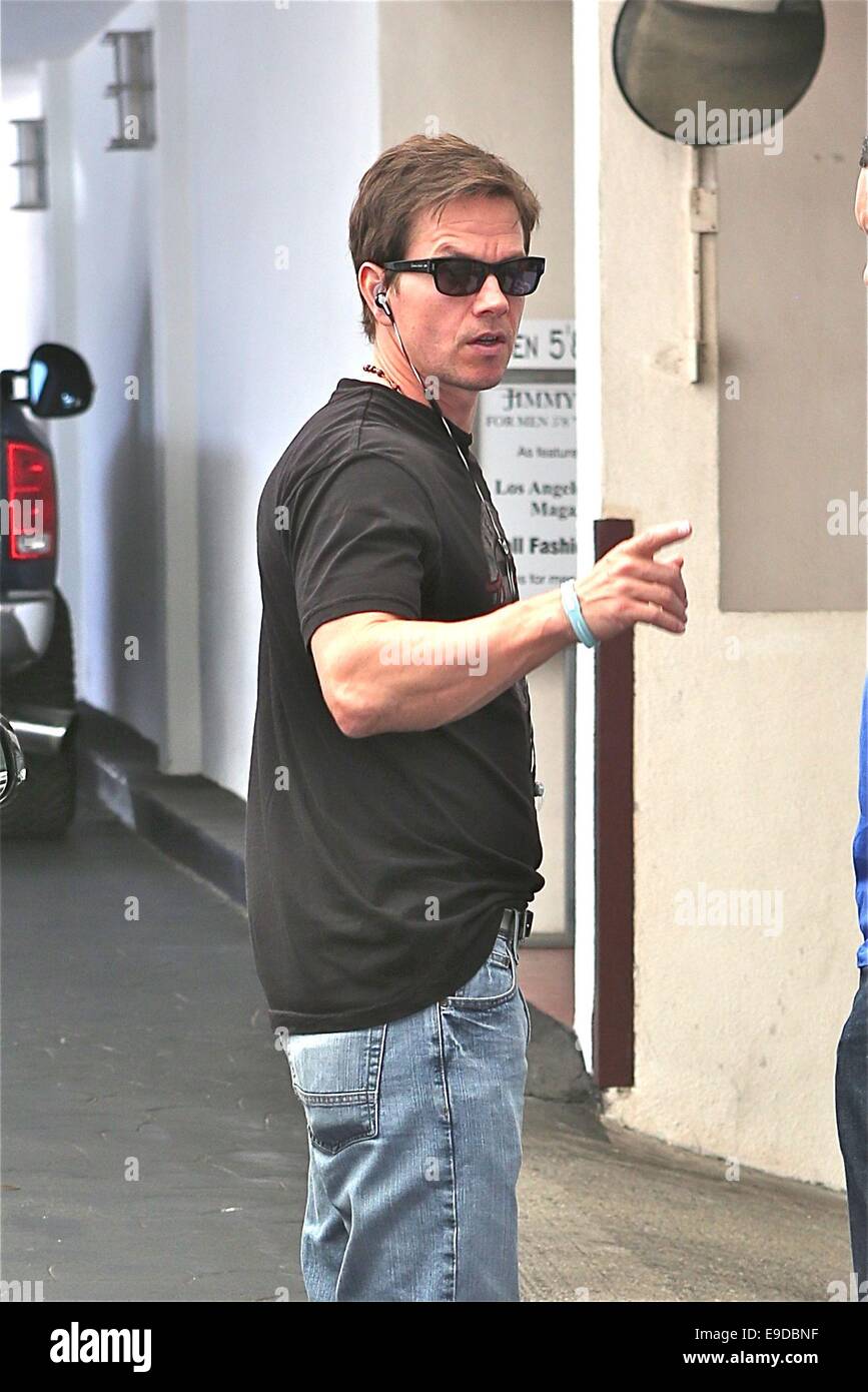 Mark Wahlberg talks to a friend in Beverly Hills Featuring: Mark ...