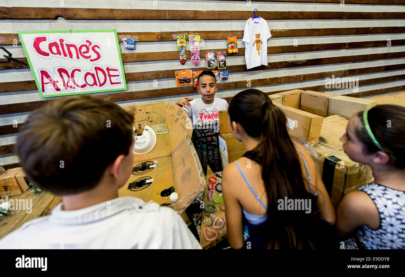 Caines arcade hi-res stock photography and images - Alamy