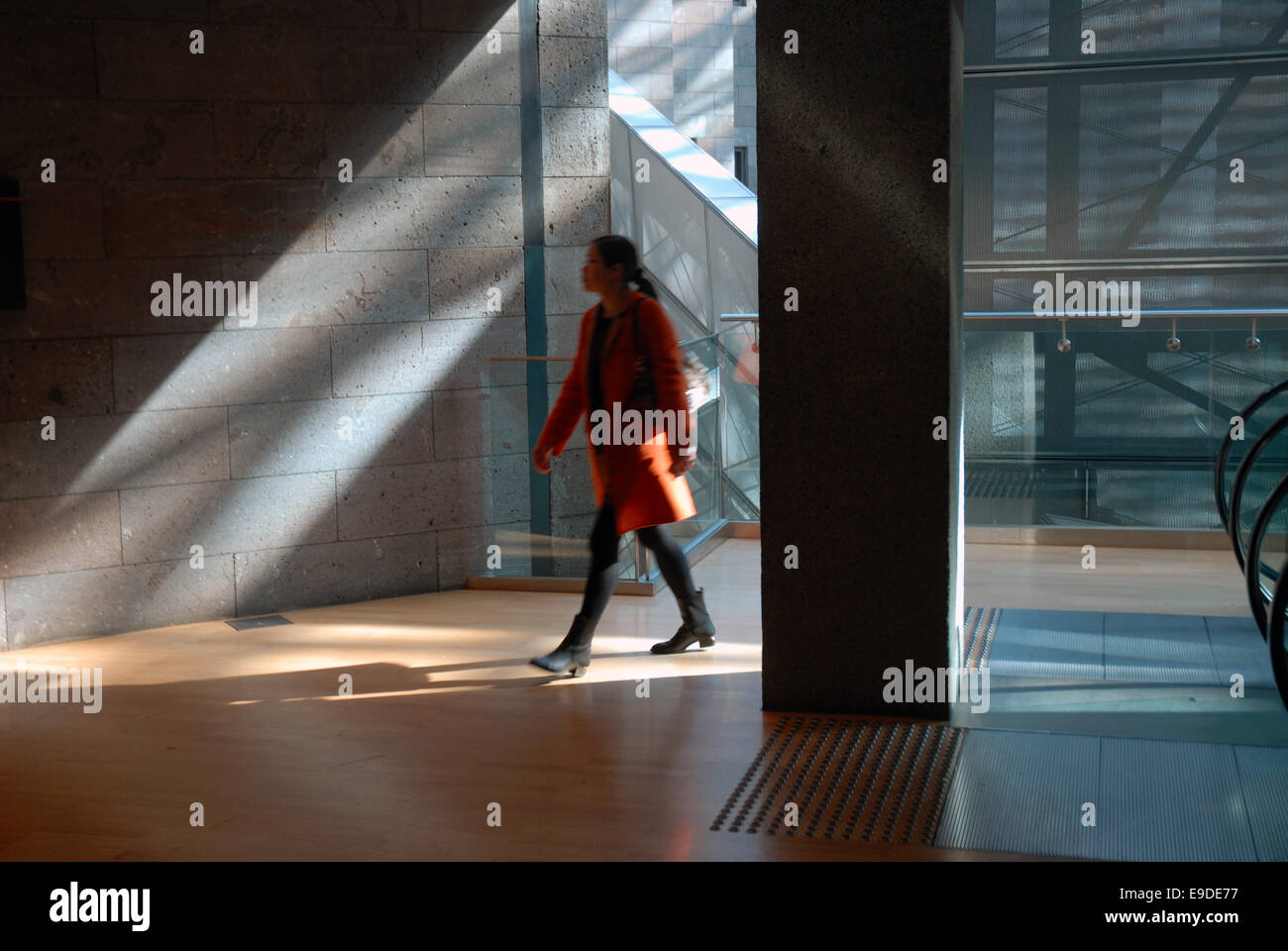 Australian national gallery foyer hi-res stock photography and images ...