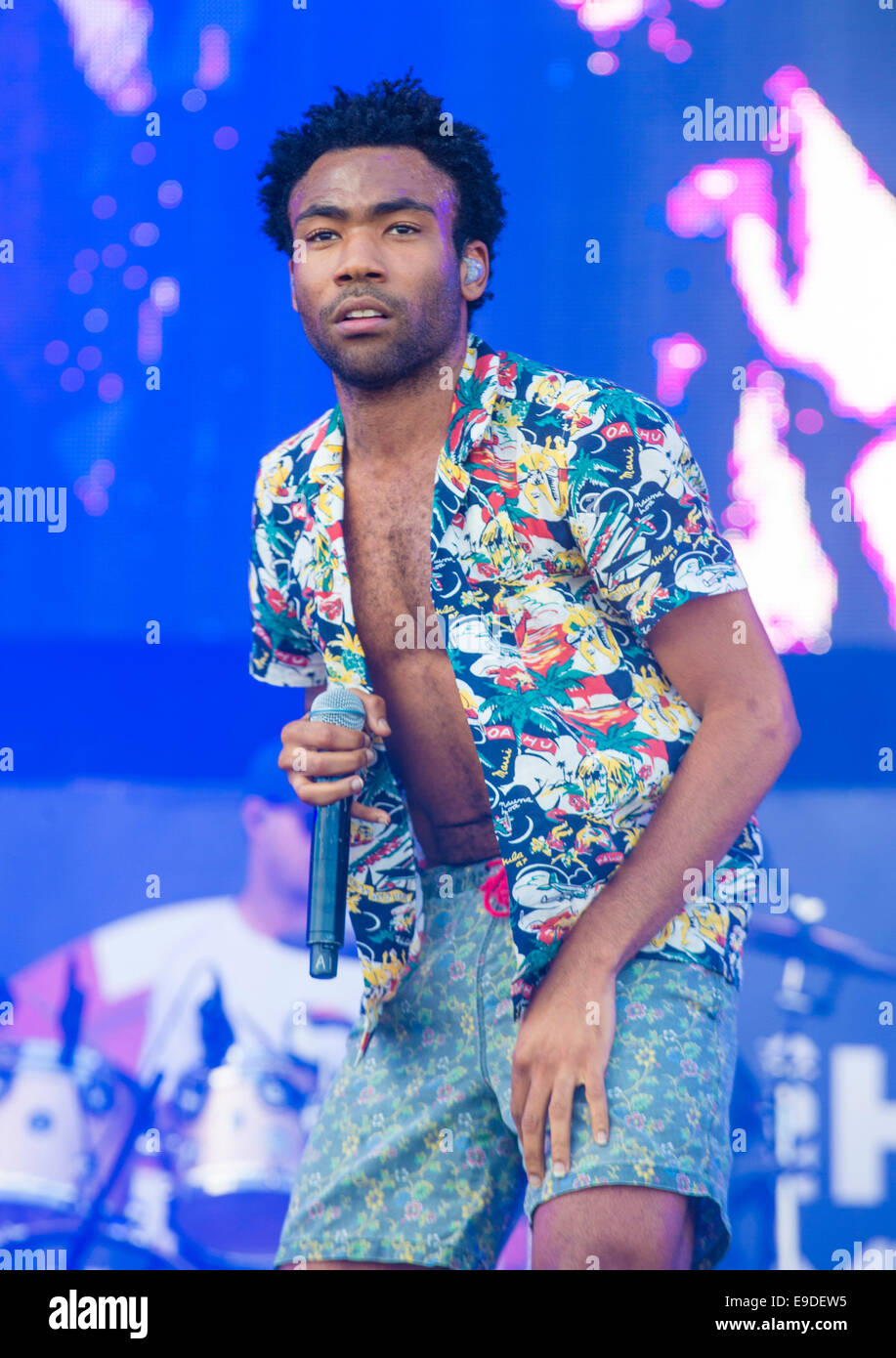 Childish gambino on stage hi-res stock photography and images - Alamy