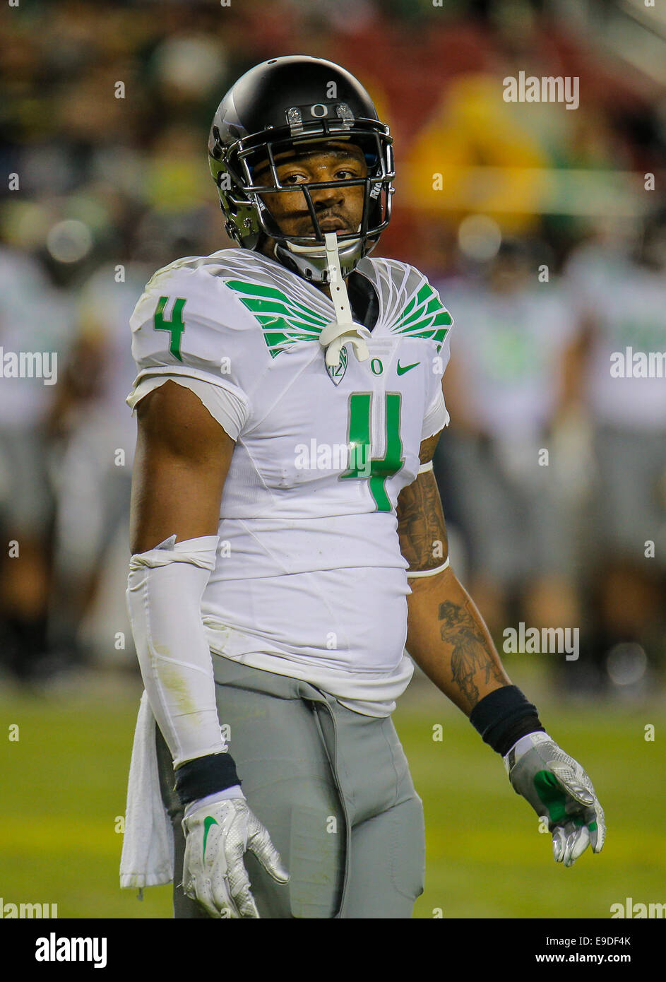 October 24, 2014 Santa Clara, CA : Oregon FS # 4 Erick Dargan look back ...