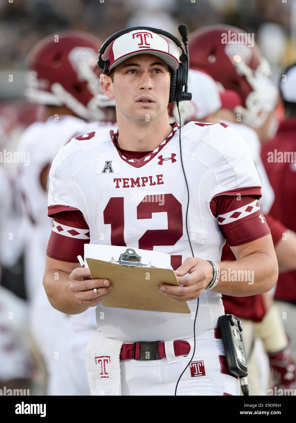 October 25, 2014 - Orlando, FL, U.S: Temple Owls quarterback Connor ...