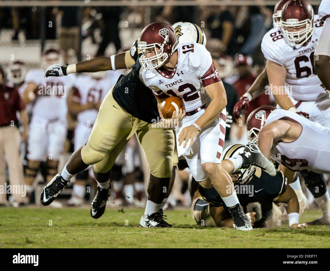 October 25, 2014 - Orlando, FL, U.S: Temple Owls quarterback Connor ...