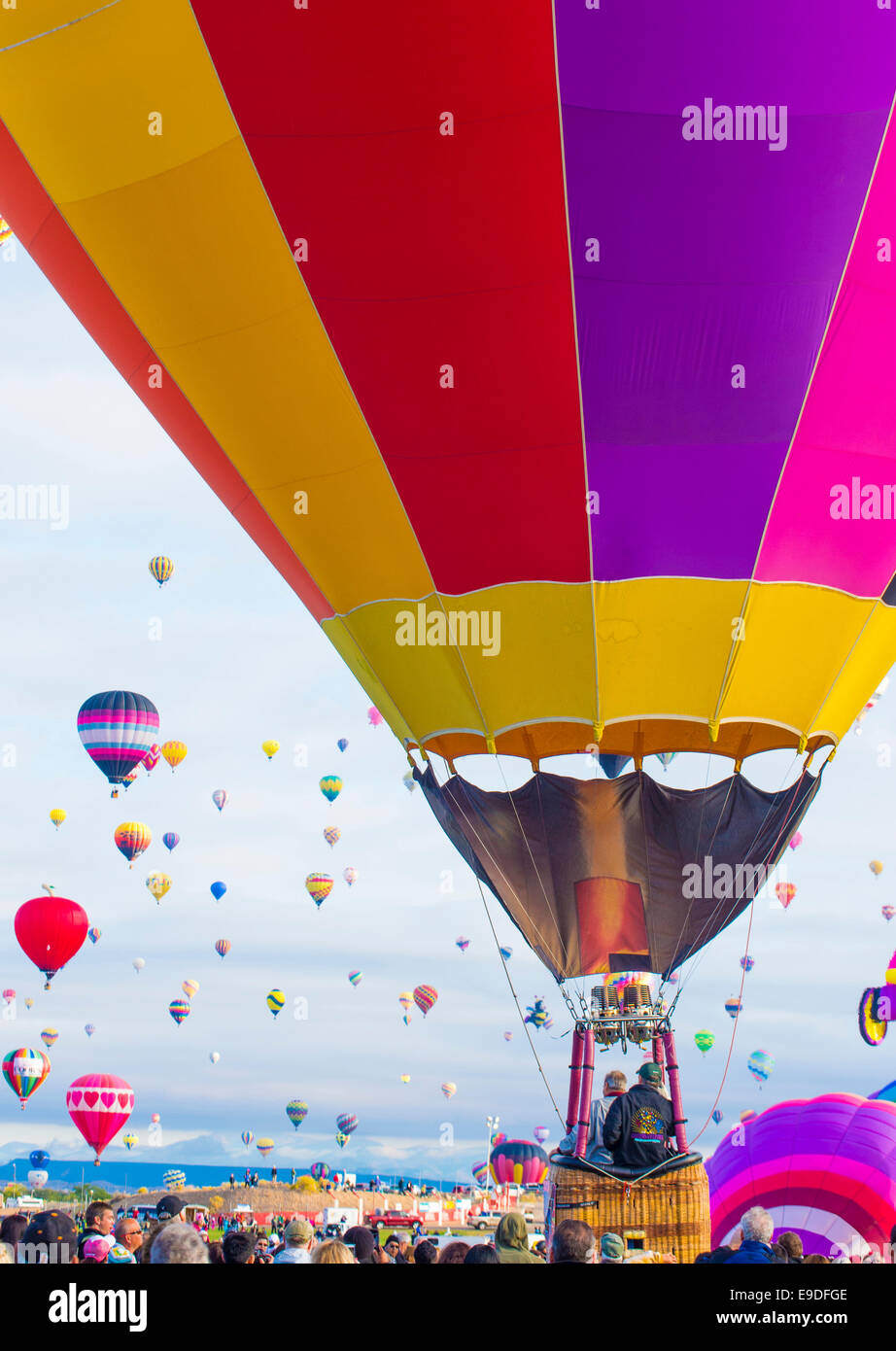 Albuquerque balloon fiesta mass hi-res stock photography and images - Alamy