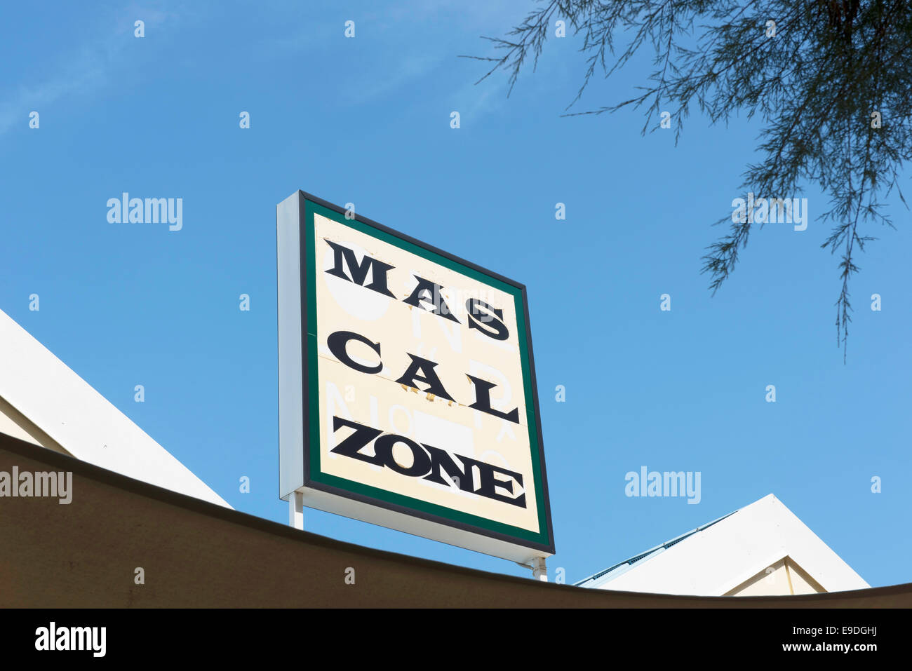 Mascalzone, MAS CAL ZONE, Cafe, Restaurant, Bar, Dancing, DJ, Diskjokey ...