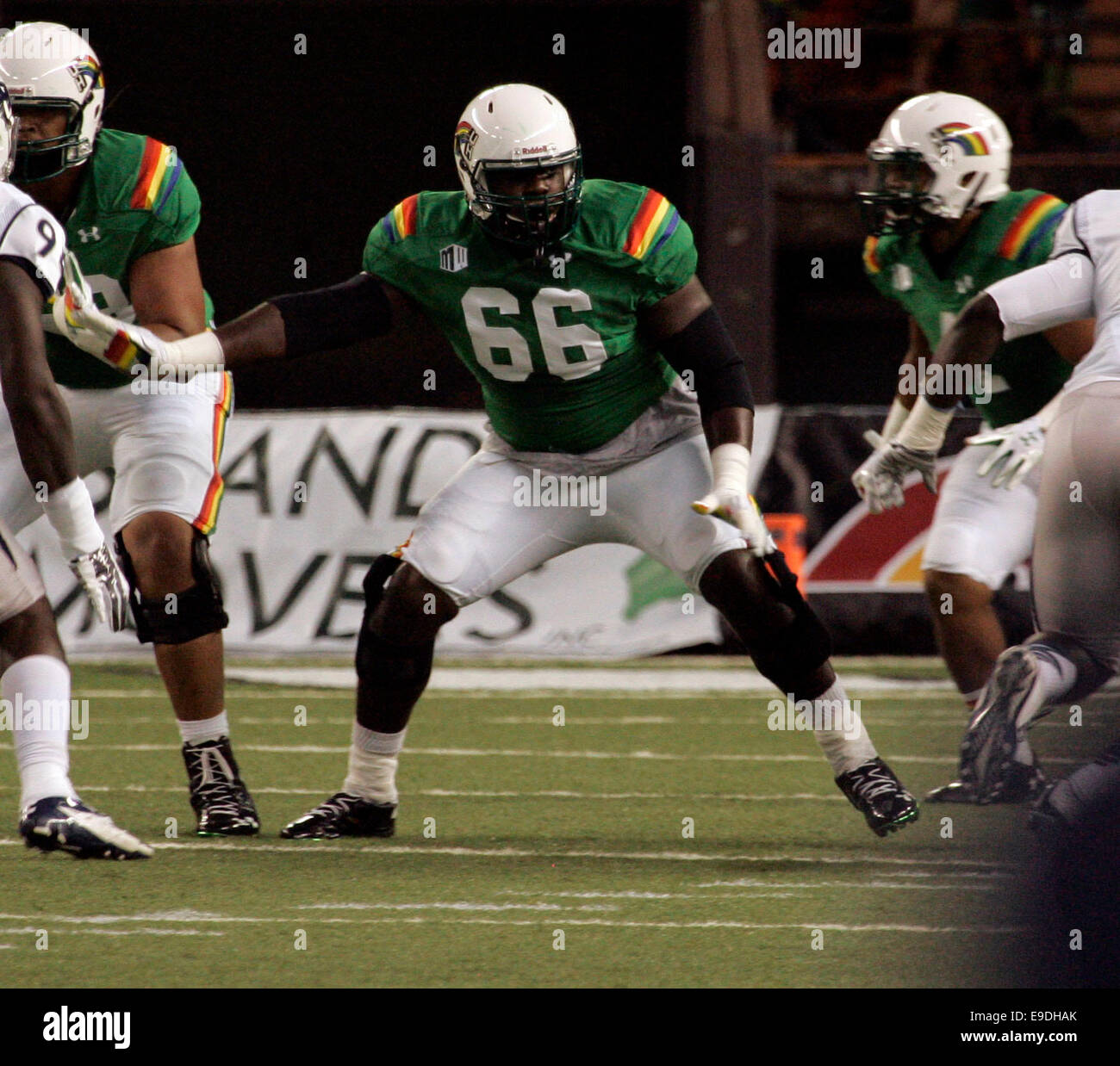 Wolf 437 hi-res stock photography and images - Alamy