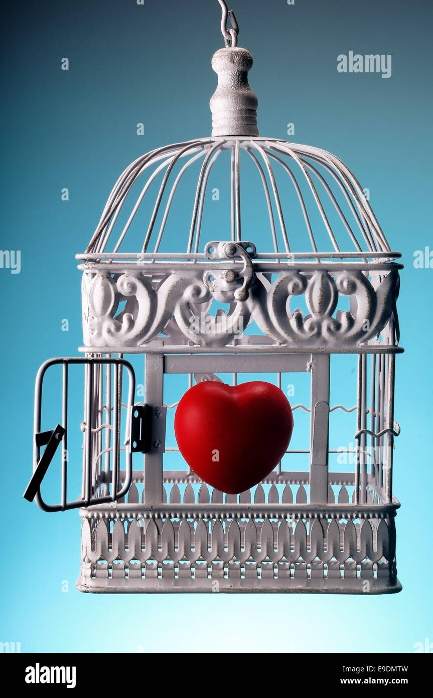Captive heart hi-res stock photography and images - Alamy