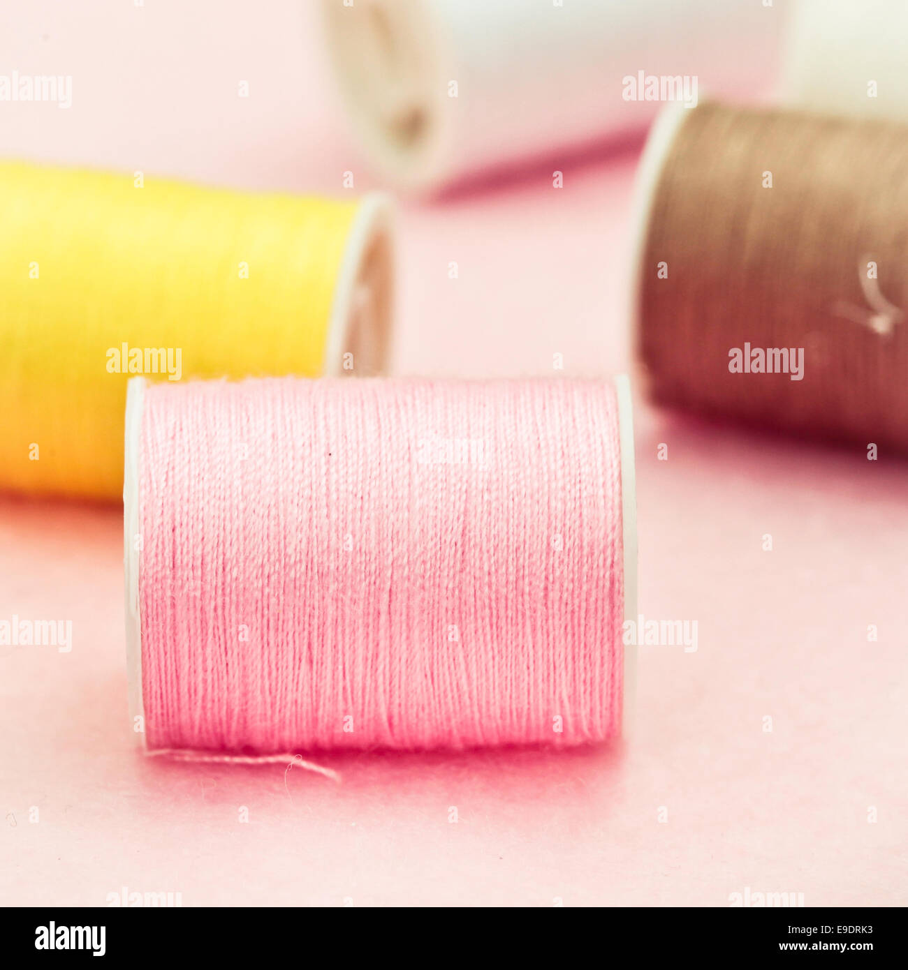 Cotton reels pattern hi-res stock photography and images - Alamy