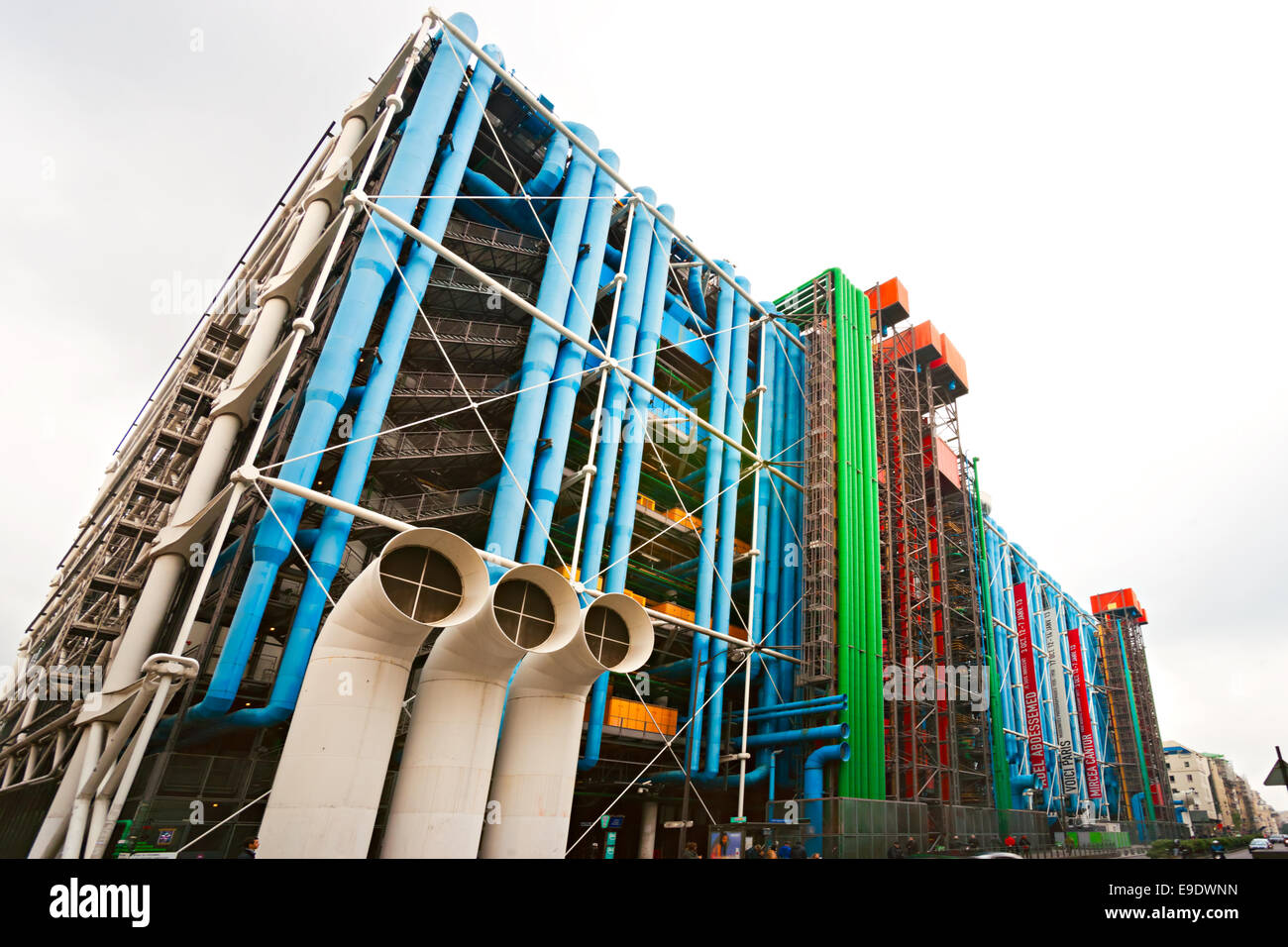 Centre pompidou paris stairs hi-res stock photography and images - Alamy