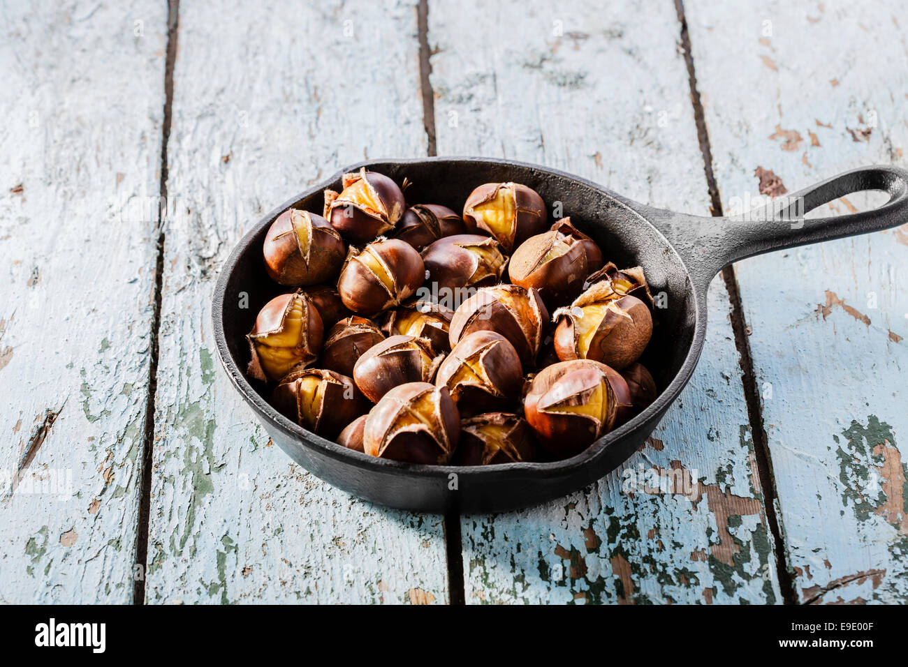 Roasted chestnuts hi-res stock photography and images - Alamy