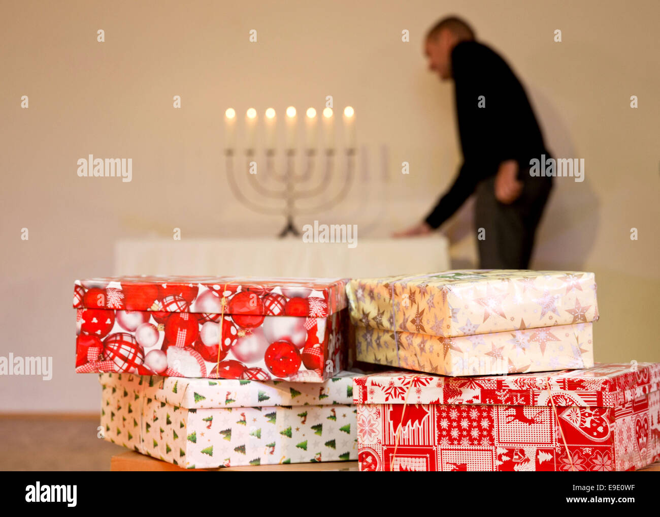 Dropping Boxes High Resolution Stock Photography and Images - Alamy