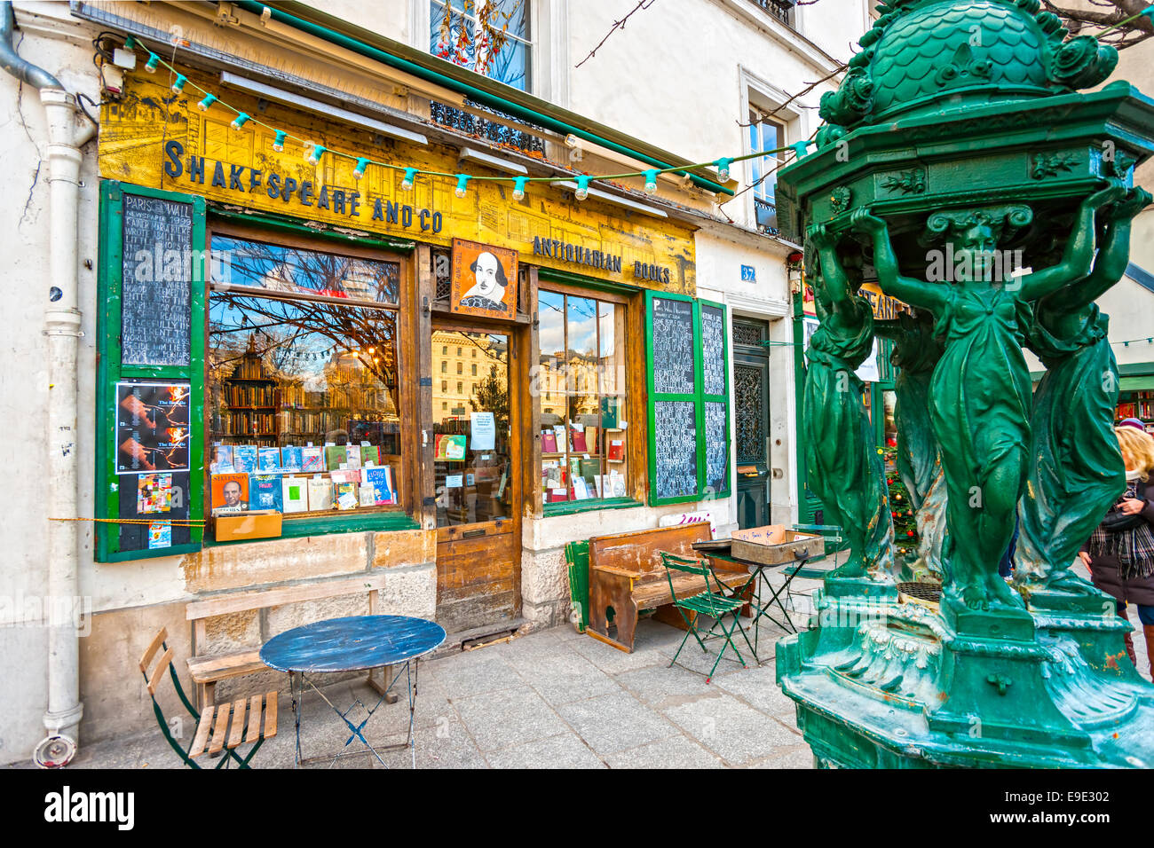 Shakespeare and co hi-res stock photography and images - Alamy