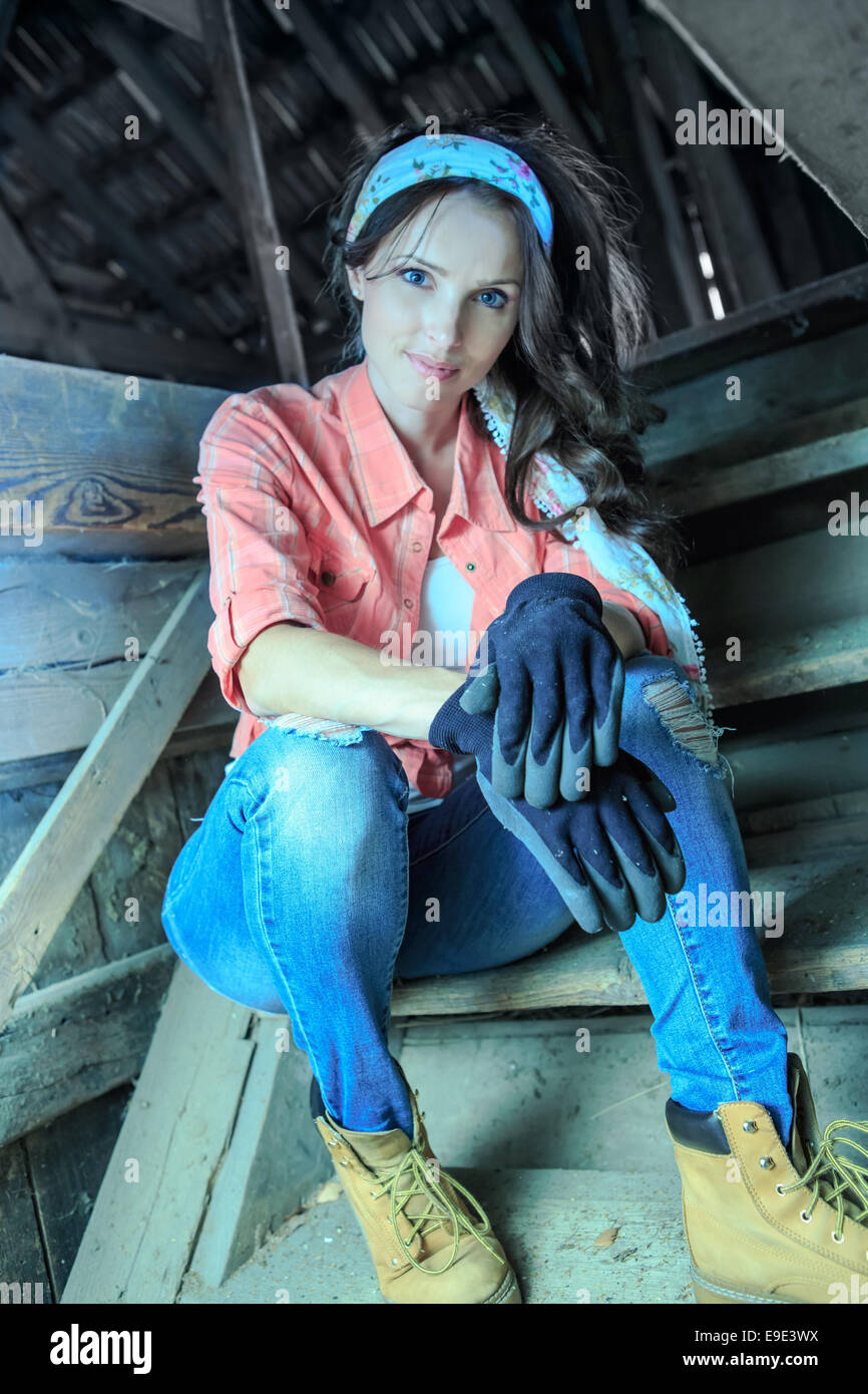 portrait of a young woman in the old barn Stock Photo - Alamy