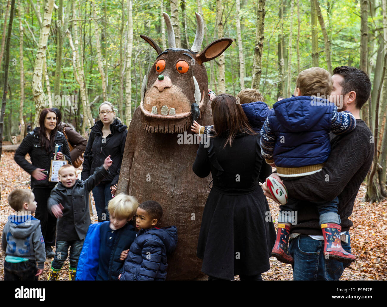 Gruffalo statue hi-res stock photography and images - Alamy