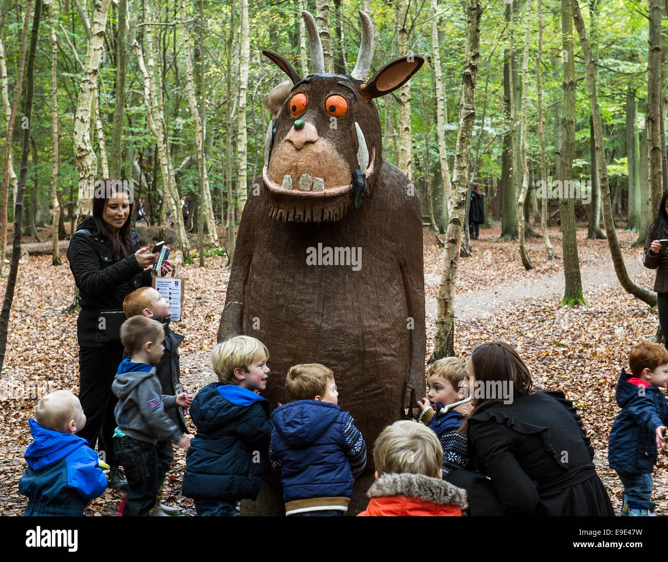 Gruffalo statue hi-res stock photography and images - Alamy