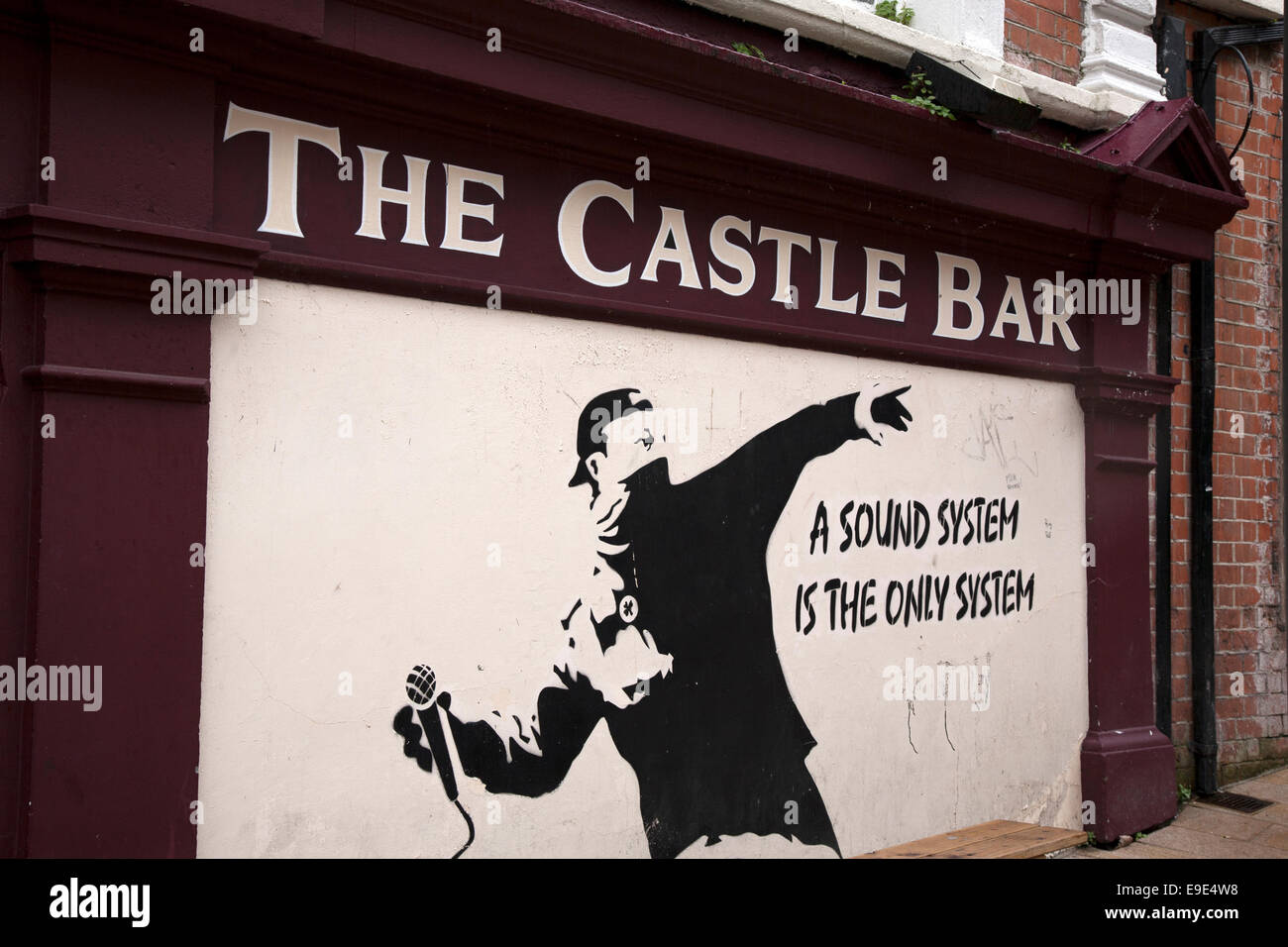 Derry castle hi-res stock photography and images - Alamy