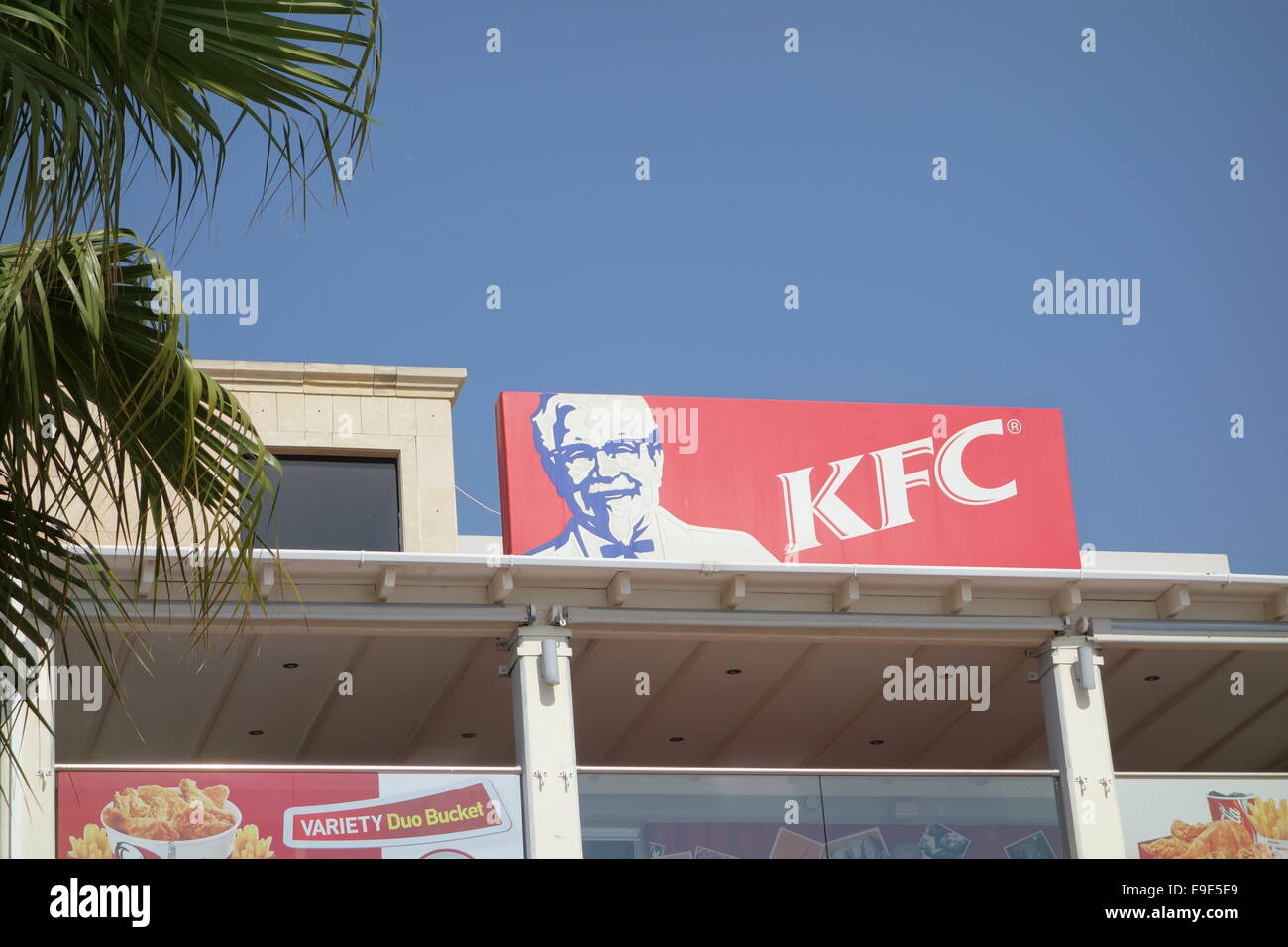 Kfc Chicken Meal Stock Photos & Kfc Chicken Meal Stock Images - Alamy