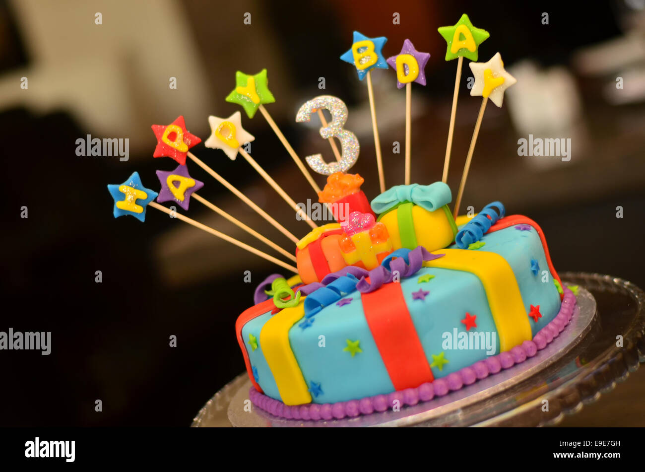 Happy 3 year old girl cake hi-res stock photography and images - Alamy