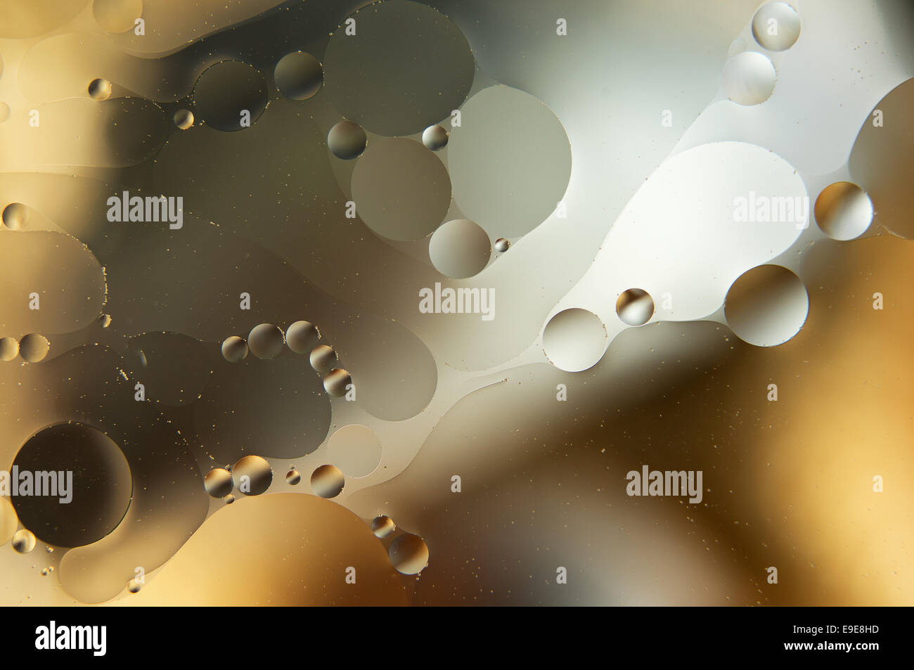 Water and oil Stock Photo - Alamy