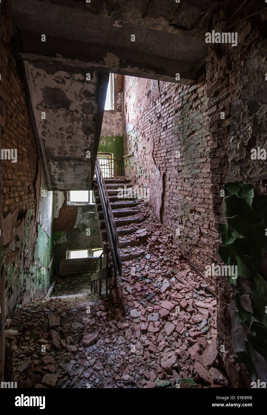 Chernobyl-2 military base next to Duga-3 Soviet radar system in ...