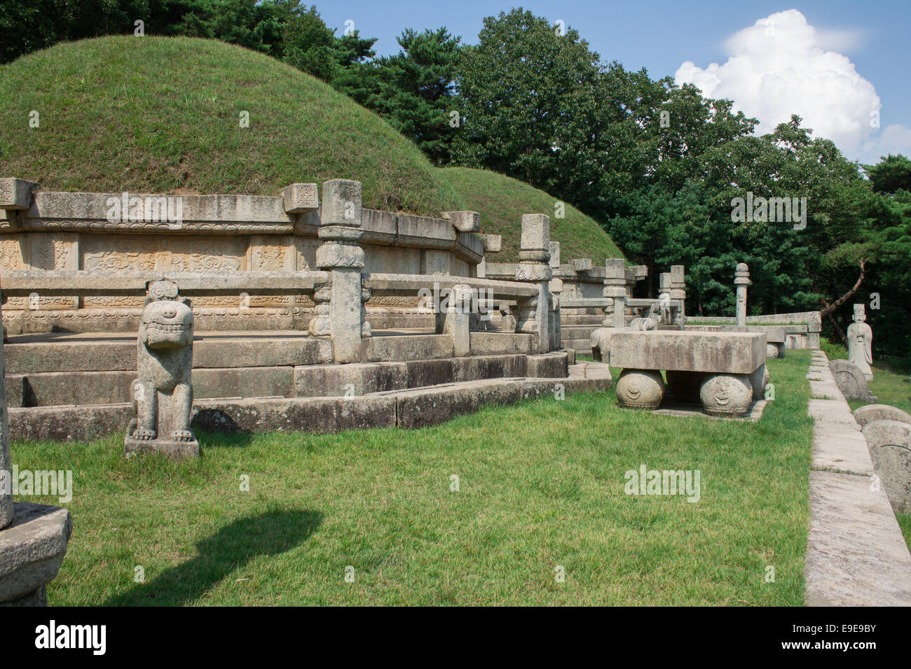 Tomb of King Kongmin, a 14th-century mausoleum located in Haeson-ri ...