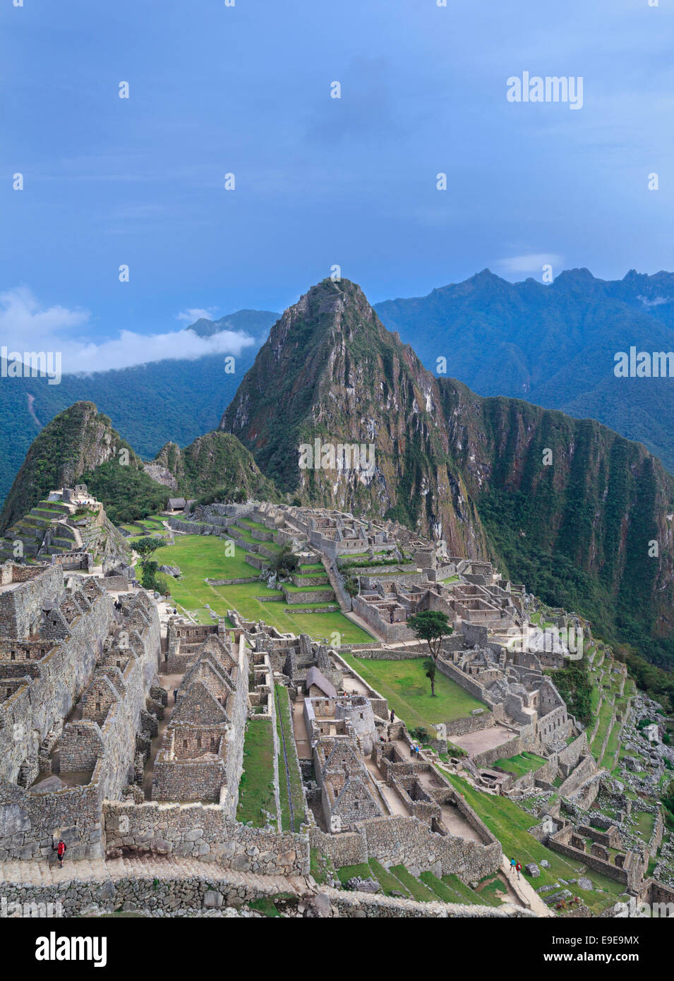 Machu picchu morning hi-res stock photography and images - Alamy