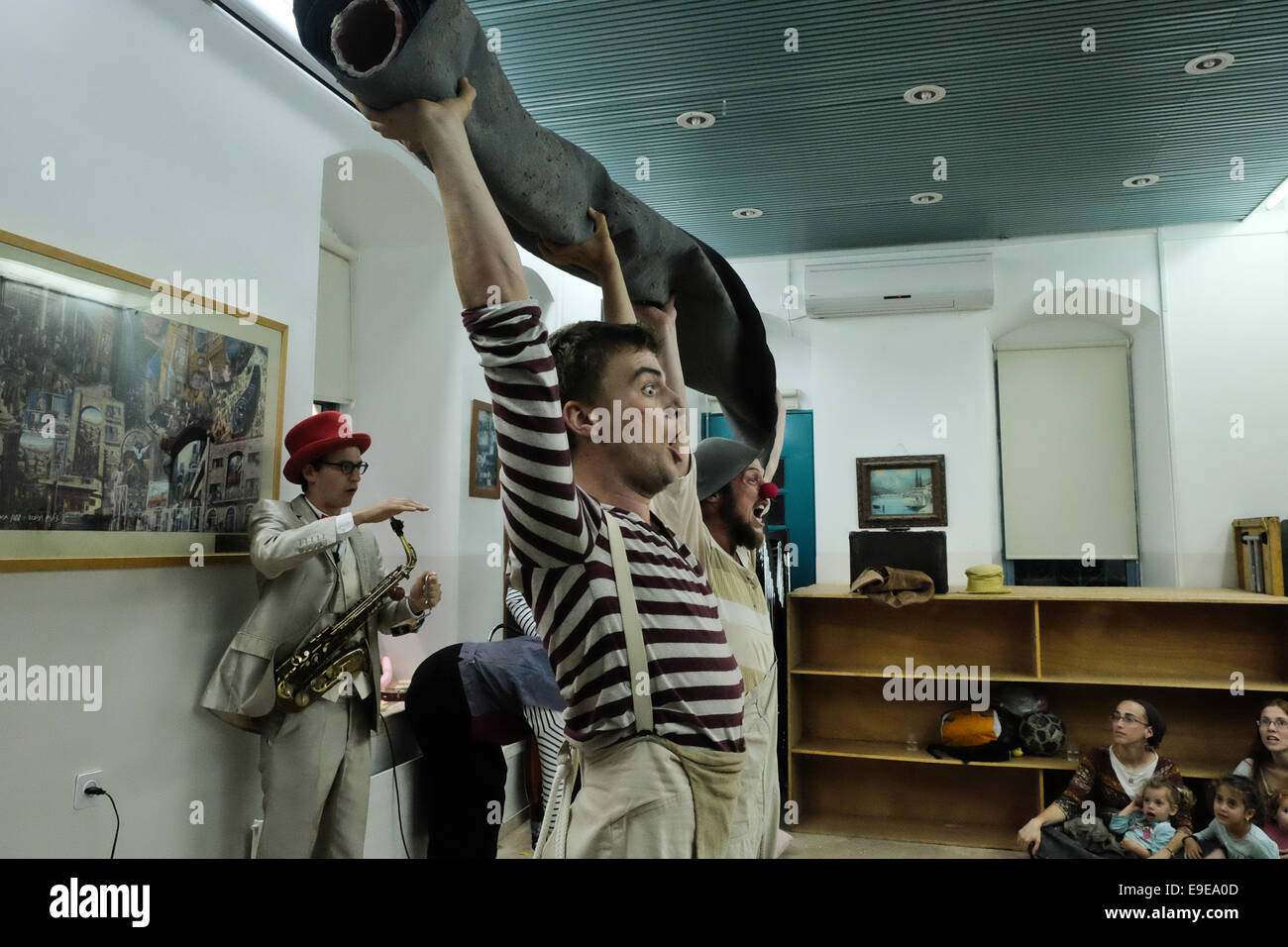 Clowns without borders hi-res stock photography and images - Alamy