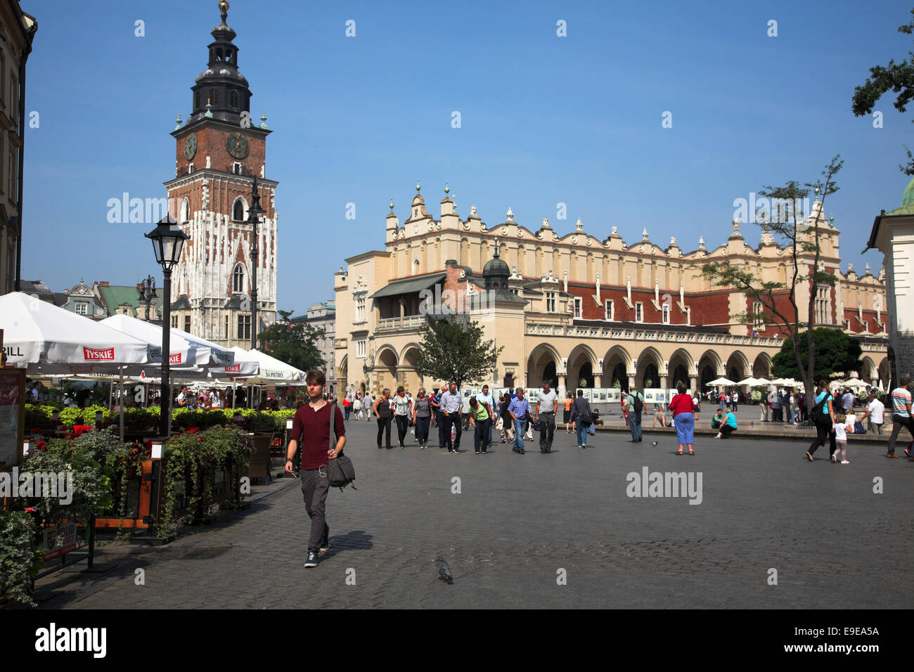 Krakow square buildings hi-res stock photography and images - Alamy