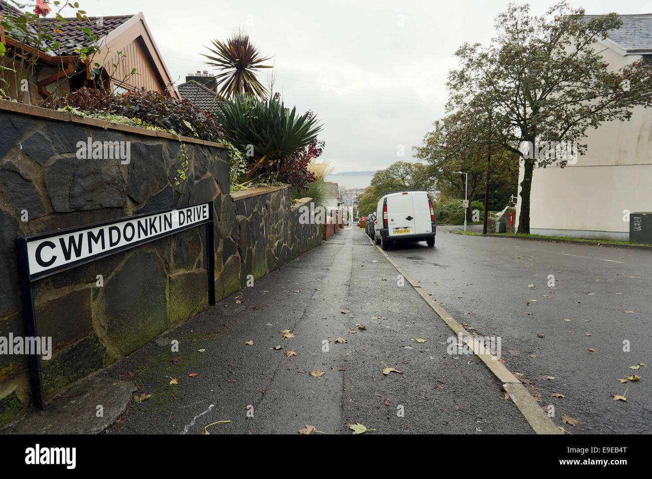 Swansea overlooking mumbles view hi-res stock photography and images ...