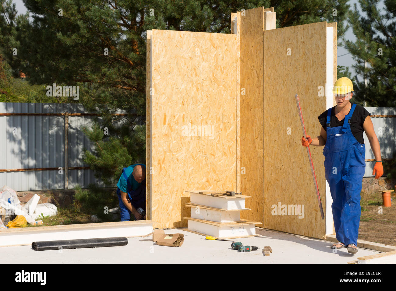 Installing wall units hi-res stock photography and images - Alamy