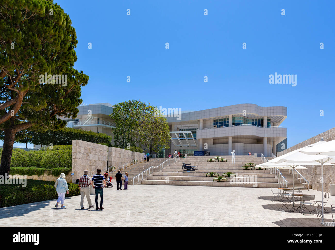 The Getty Center museum complex, Brentwood, Los Angeles, California ...