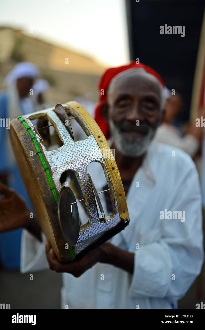 Cairo, Egypt. 26th Oct, 2014. Members of Egyptian sufi muslim group ...