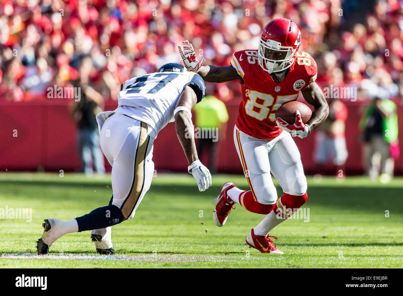 Kansas City, MO, USA. 26th Oct, 2014. Kansas City Chiefs wide receiver ...