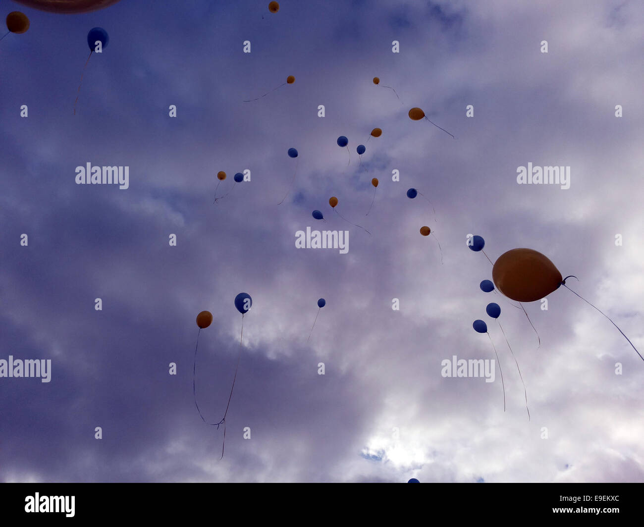 Athens, Greece. 26th October, 2014. Hundreds of balloons in the Colours ...