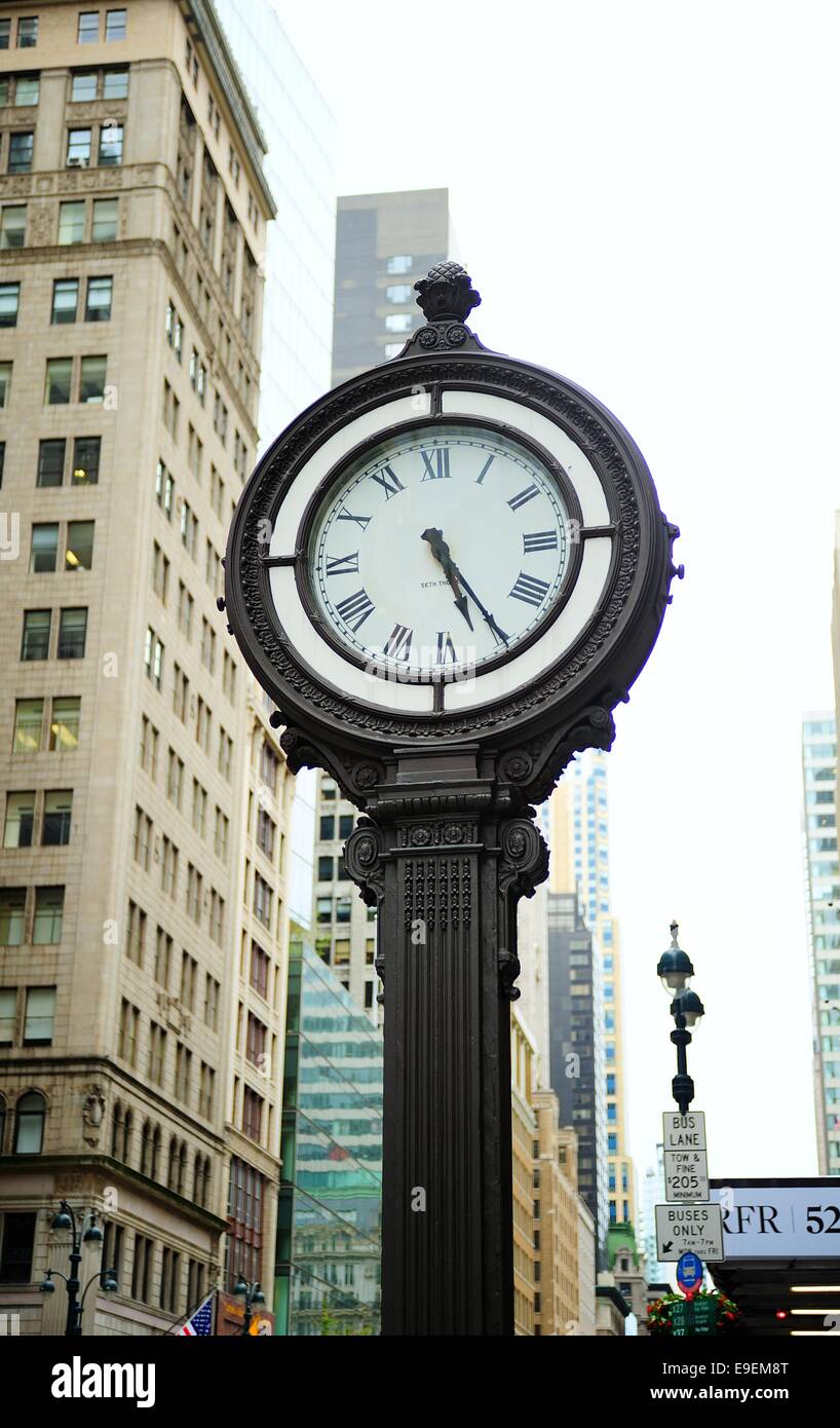 A street clock in downtown Manhattan New York City Stock Photo - Alamy