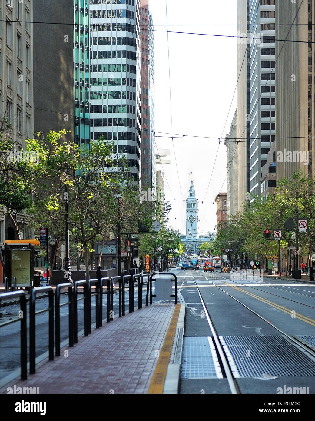 Light rail tracks hi-res stock photography and images - Alamy
