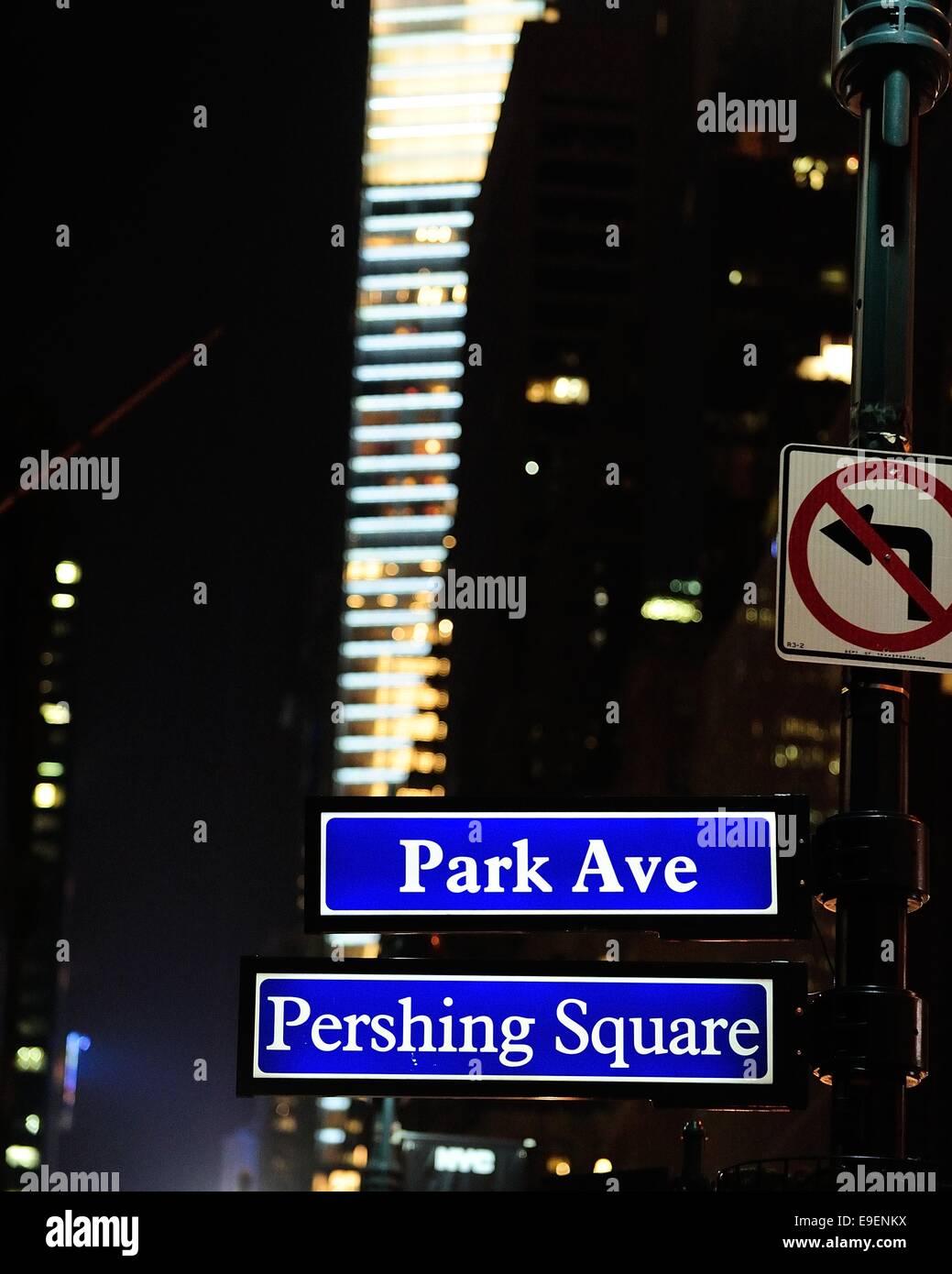 A street signs in New York City Stock Photo - Alamy