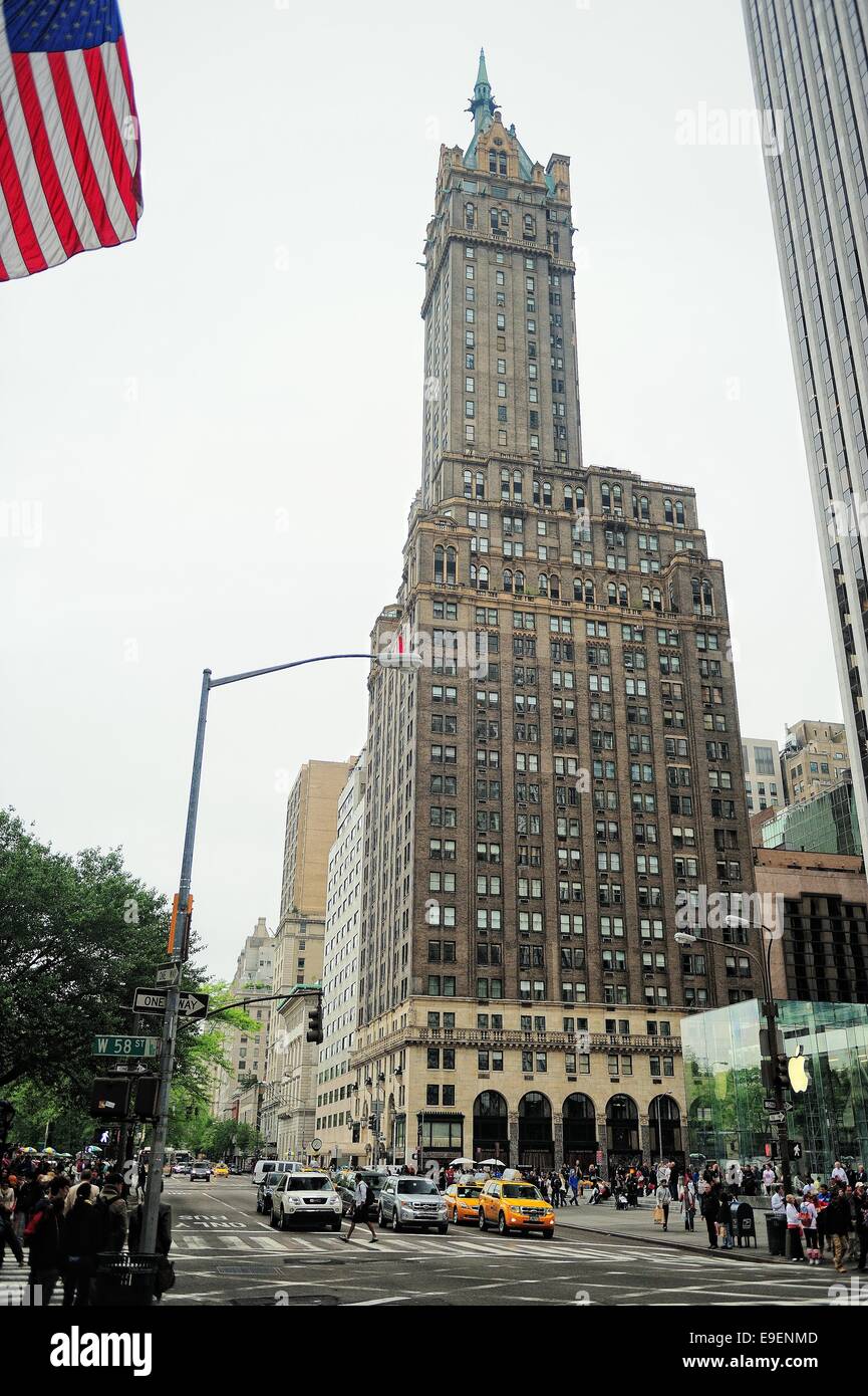 Old building view hi-res stock photography and images - Alamy