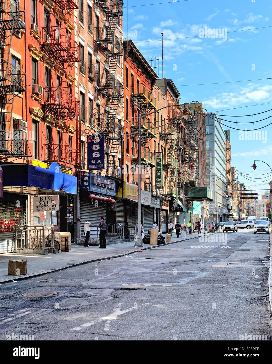 The red brick building the street view in New York city Stock Photo - Alamy