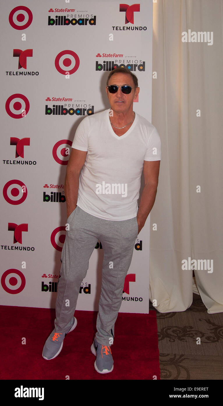 Latin Billboard Awards 2014 miami venezuelan singer songwriter spanish ...