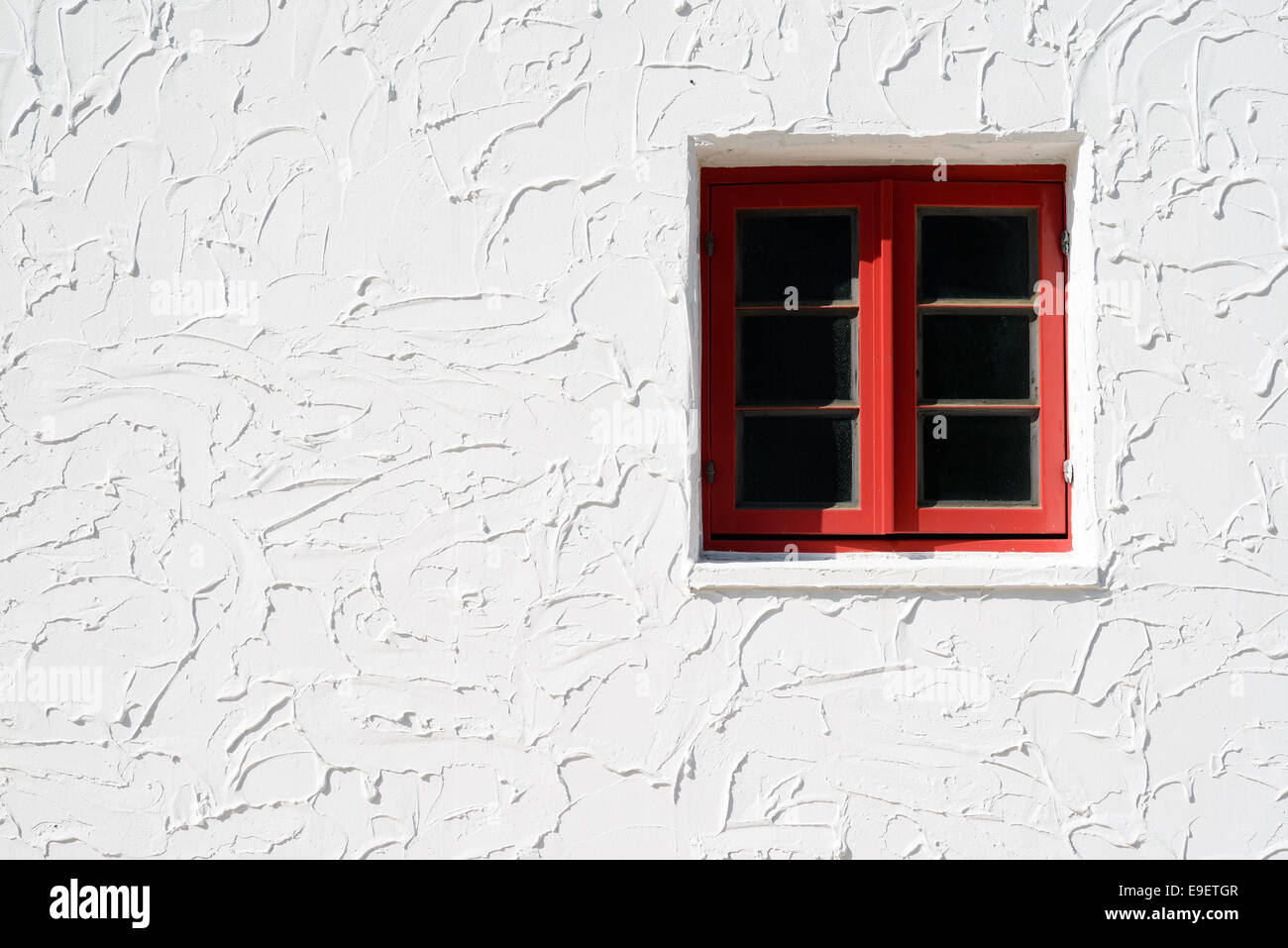 White wall building simple hi-res stock photography and images - Alamy