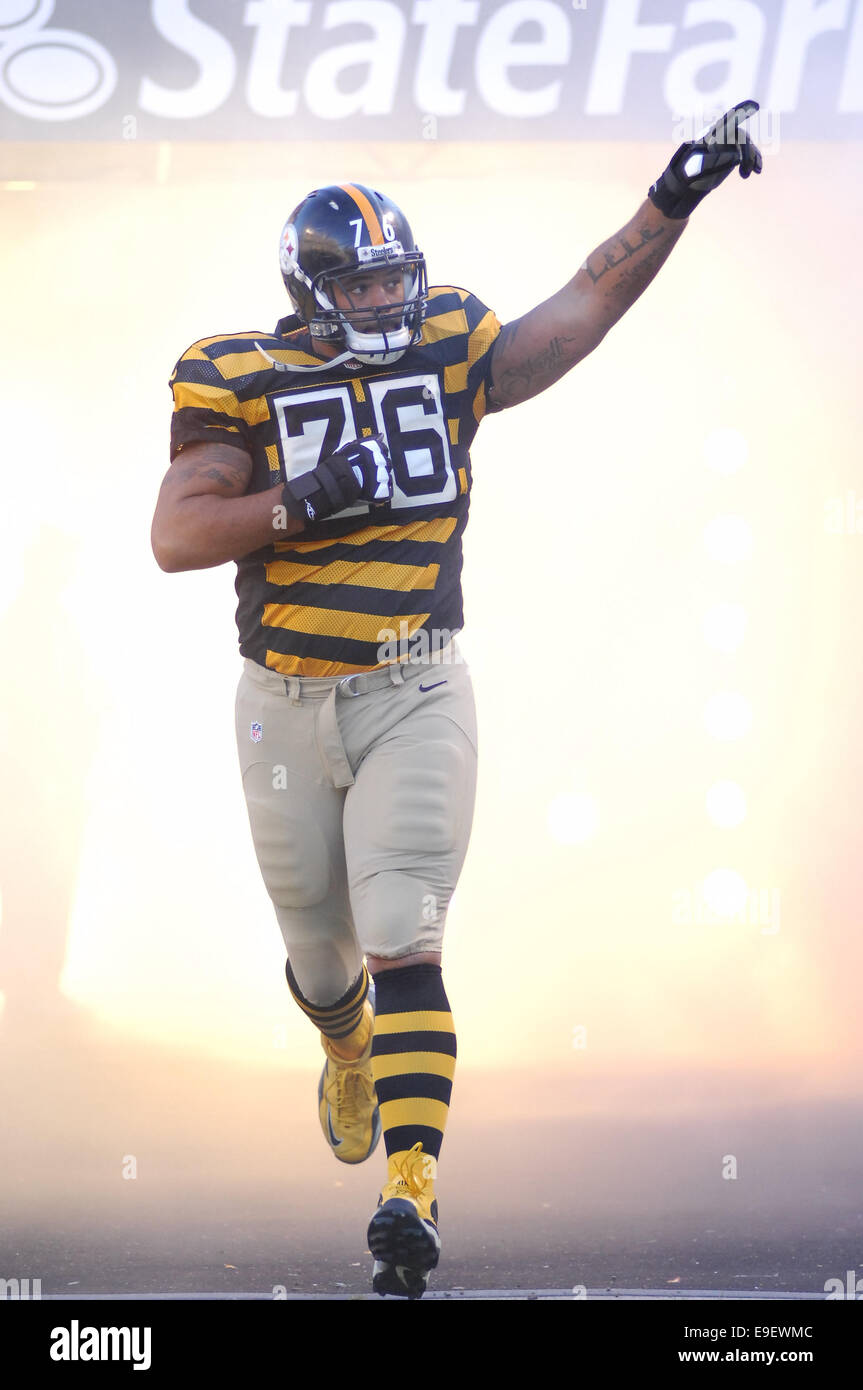 Pittsburgh, PA, USA. 26th Oct, 2014. Mike Adams #76 during the ...