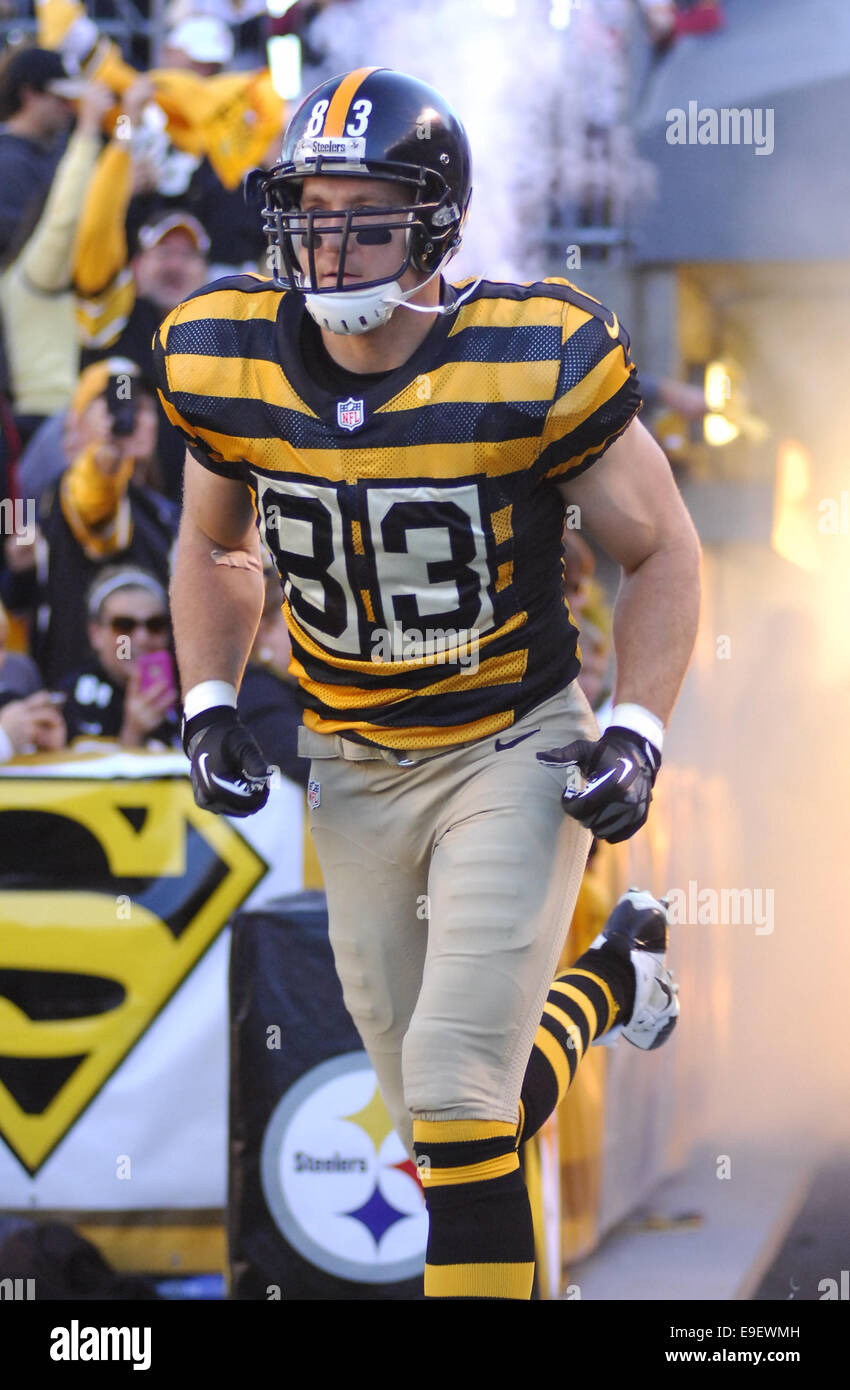 Pittsburgh, PA, USA. 26th Oct, 2014. Heath Miller #83 during the ...
