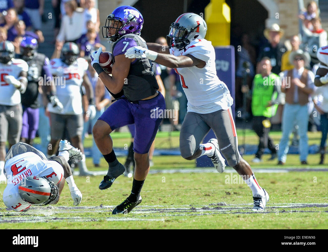 October 25th, 2014: .TCU Horned Frogs wide receiver Kolby Listenbee (7 ...