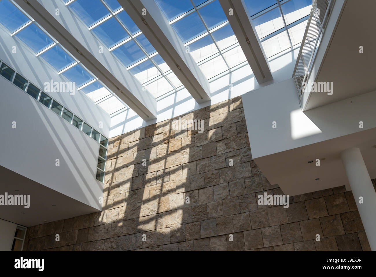 Skylight in a museum hi-res stock photography and images - Alamy